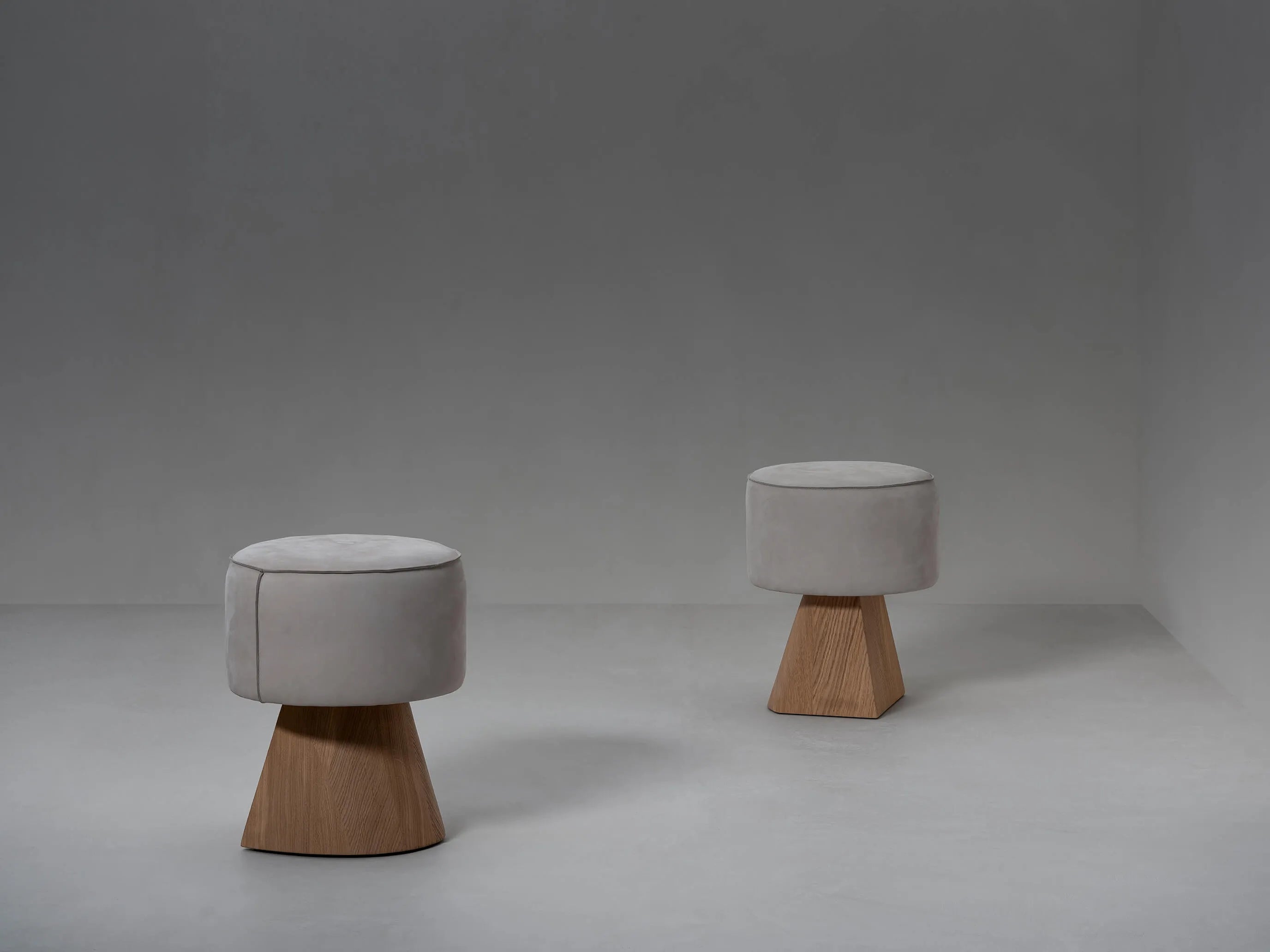 GOT STOOL – WARECO