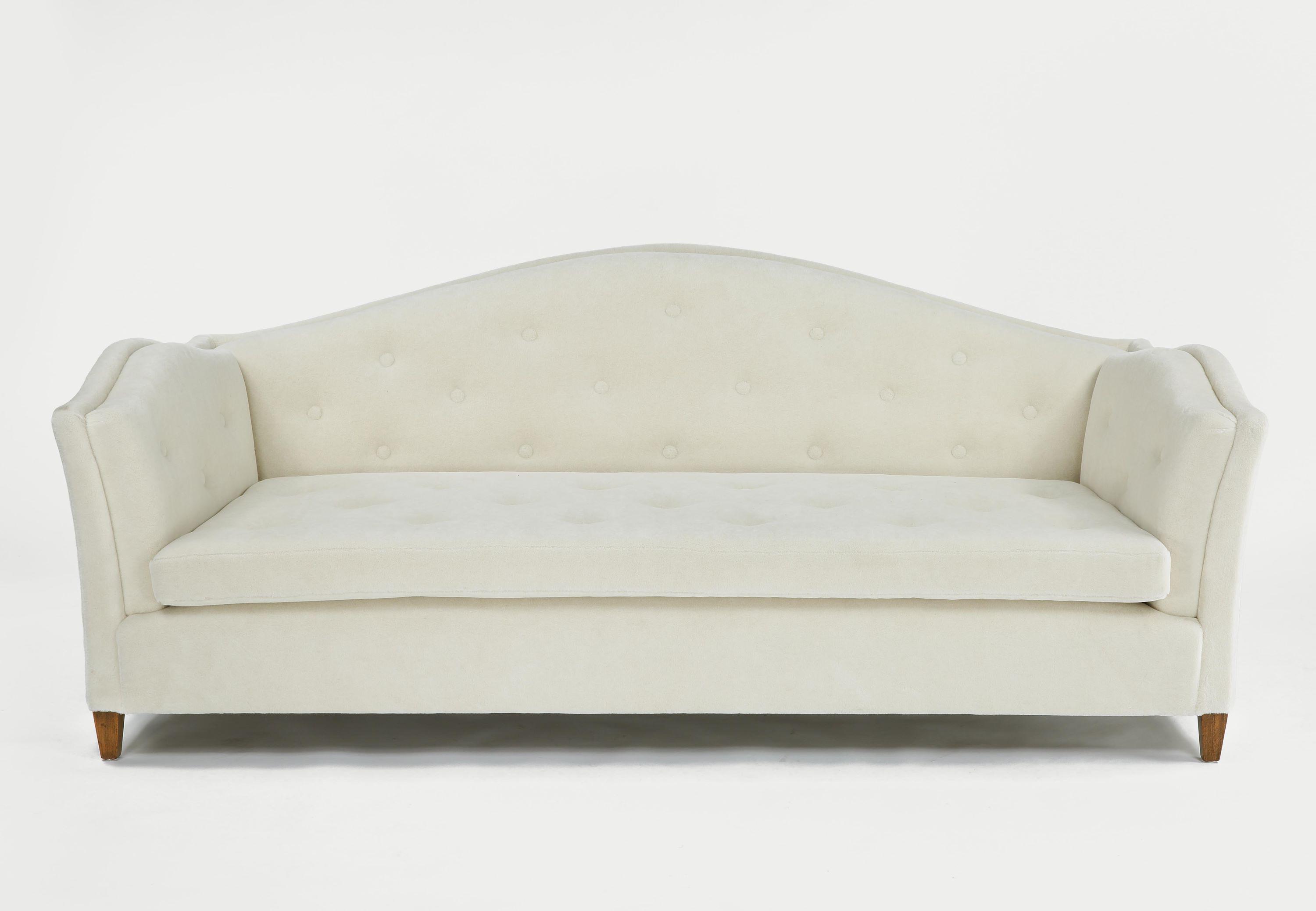Serpentine Sofa – WARECO