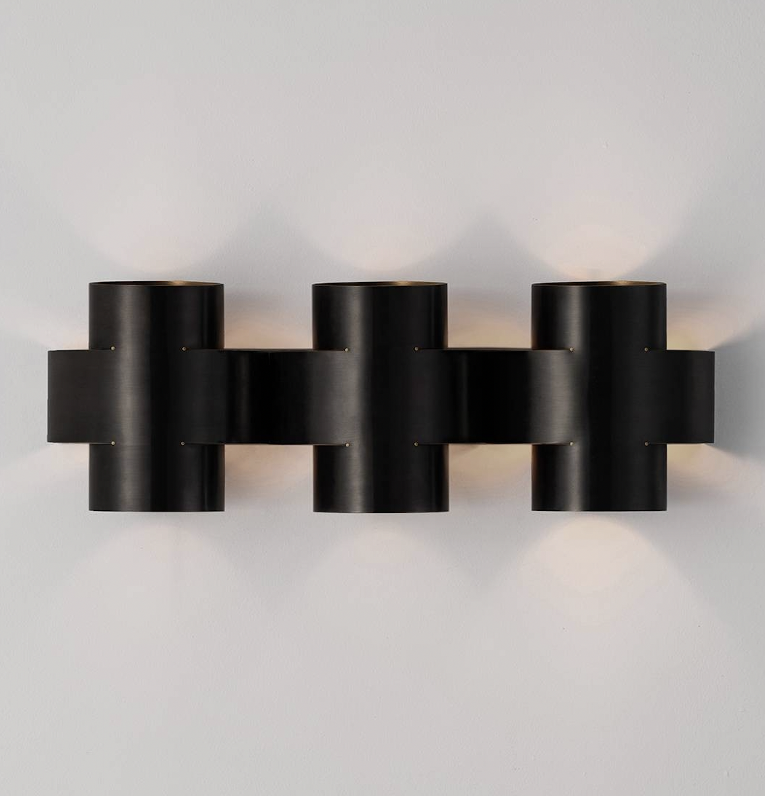 PLUS THREE – WARECO