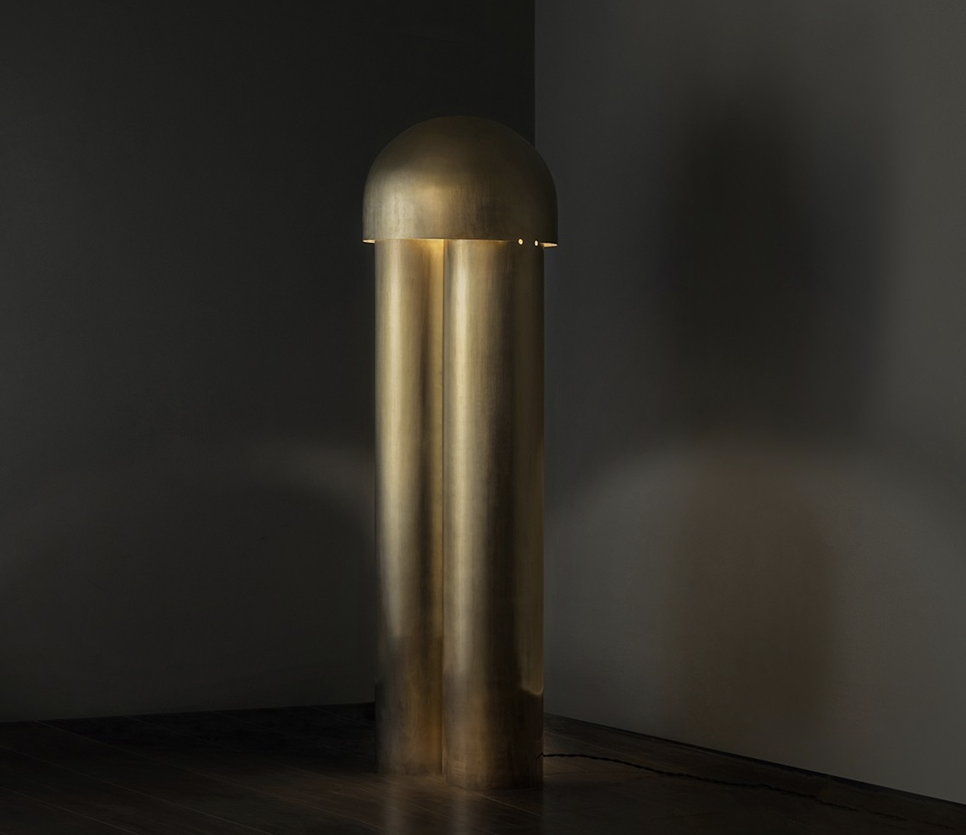 MONOLITH FLOOR LAMP – WARECO