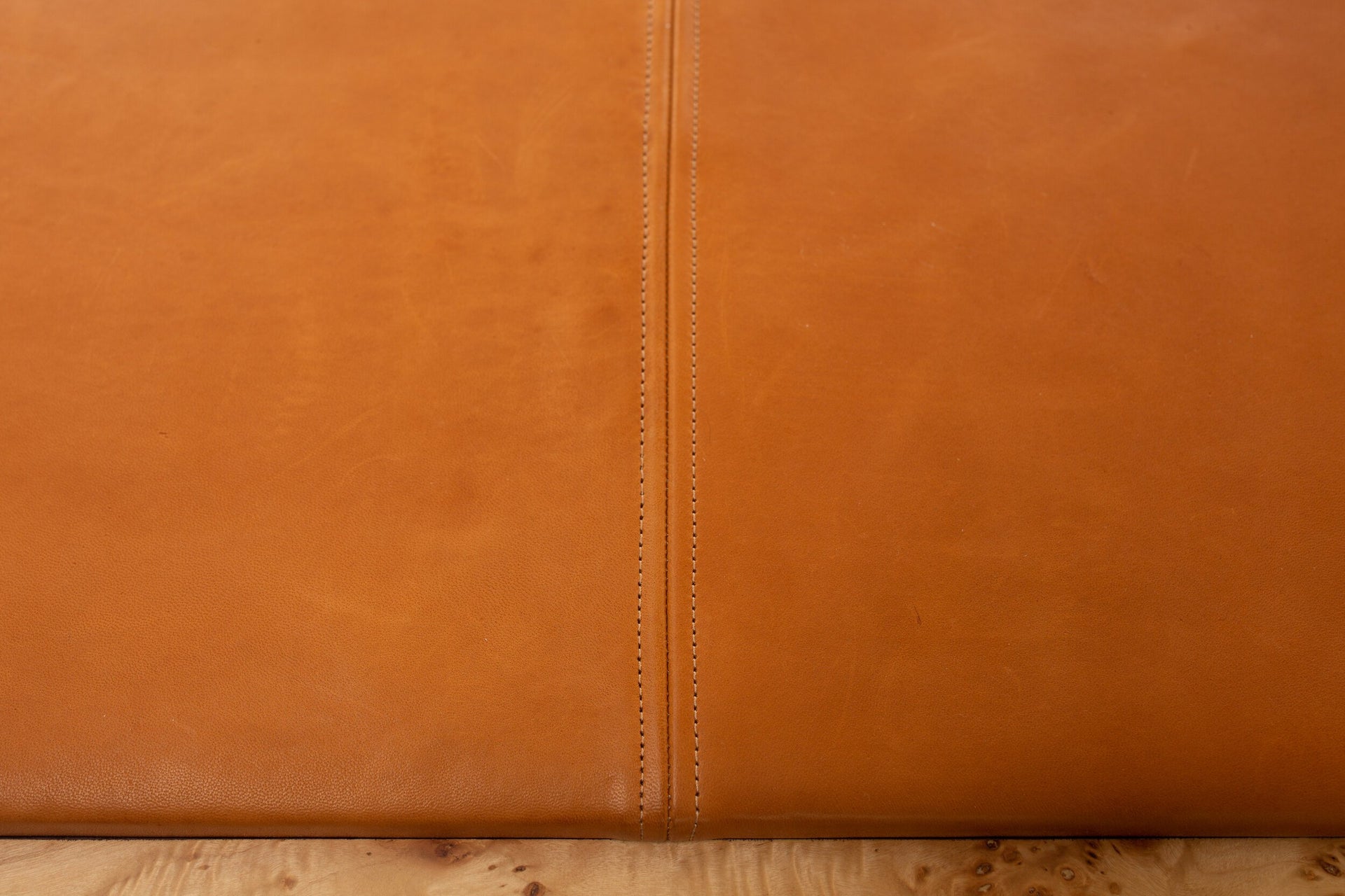 No. 123 CONSOLE – WARECO