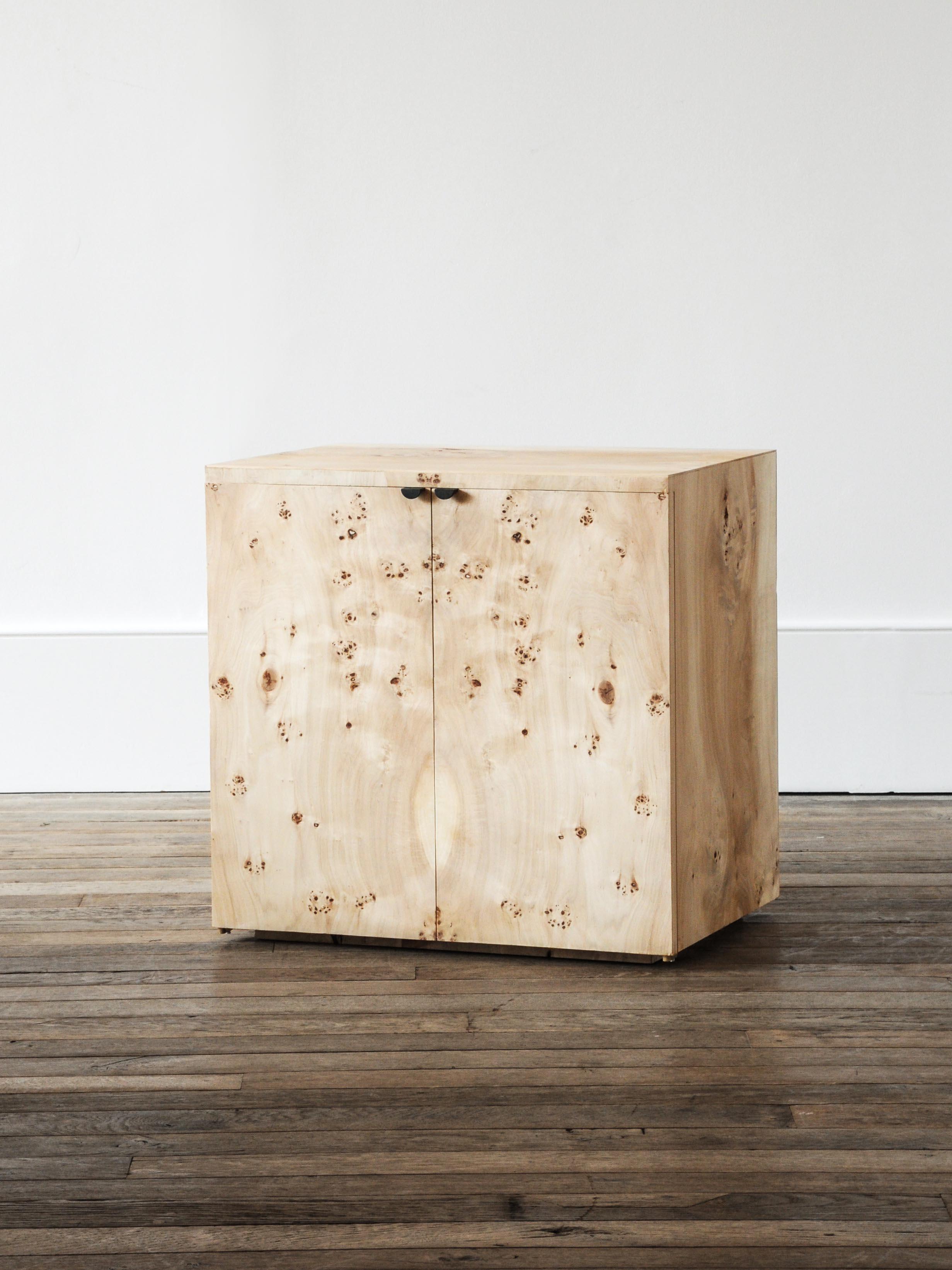 Double Floating Side Cabinet – WARECO