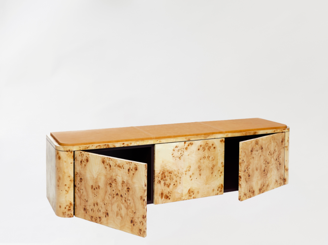 No. 123 CONSOLE – WARECO