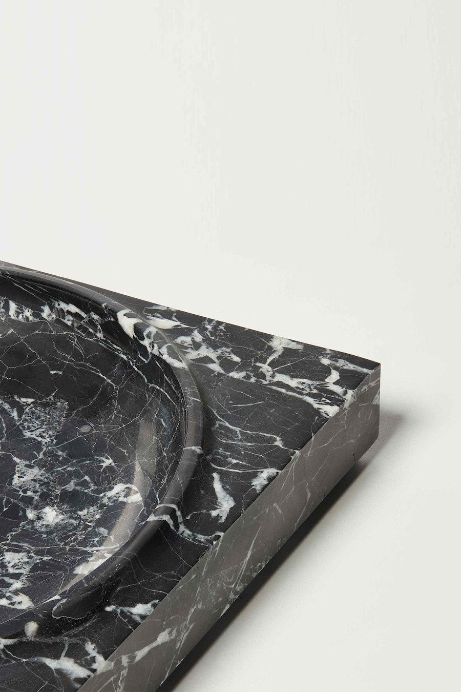 Plinth 10 – WARECO